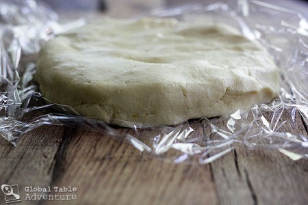 Dulce de Leche Stuffed Cookies | Alfajores | Global Table Adventure